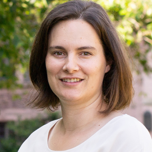 Emma-Spiro-500x500 - UW Research